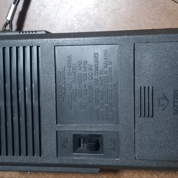 Portable Audio & Video | Vintage Radio Shack Realistic Portable Radio ...